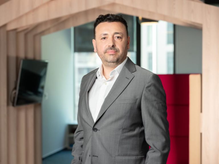 Poveste de succes Synevo: Excelenta in vanzari si leadership prin SLII ...